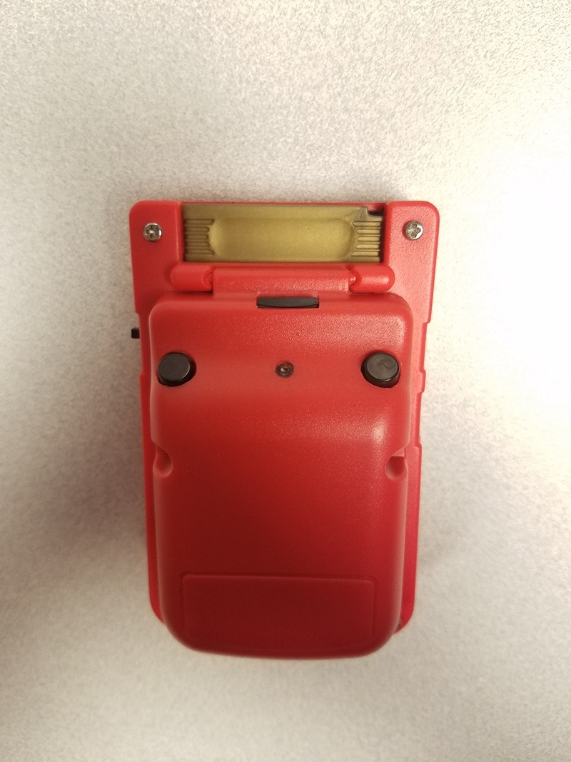 Un giocattolo del Burger King trasformato in un piccolo Game Boy Color ...